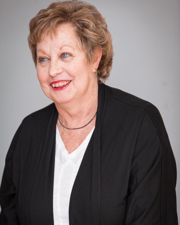 Bonnie Lindholm | Go 2 Talent Agency